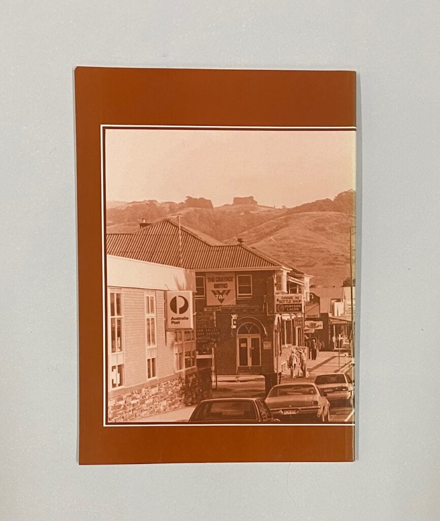 Apollo Bay, 150 Years of Settlement, Rosemary Bellair & Joan Martin ...